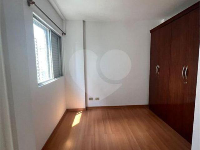 Apartamento à Venda no Itaim Bibi