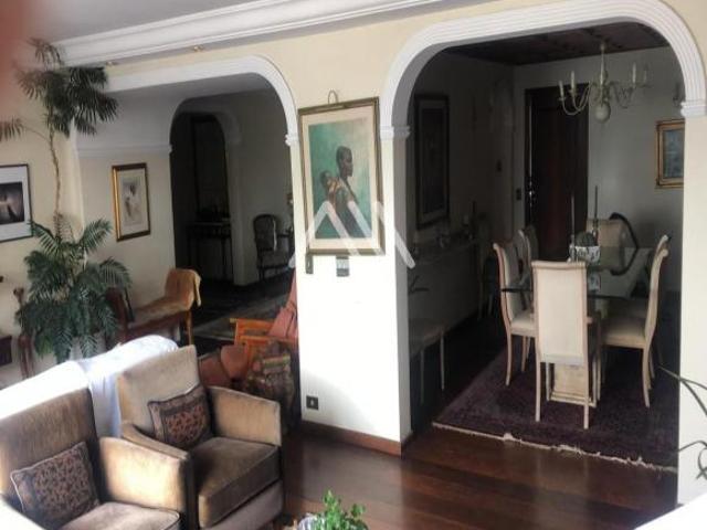 APARTAMENTO À VENDA NO ITAIM BIBI