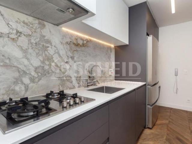 Apartamento á Venda no Itaim Bibi com 126m², 2 quartos sendo 2 suítes, 2 vagas