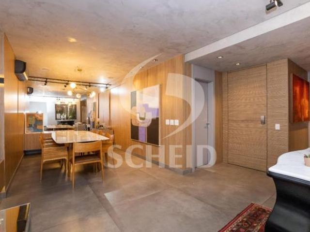 Apartamento á Venda no Itaim Bibi com 209m², 4 quartos sendo 4 suítes, 3 vagas
