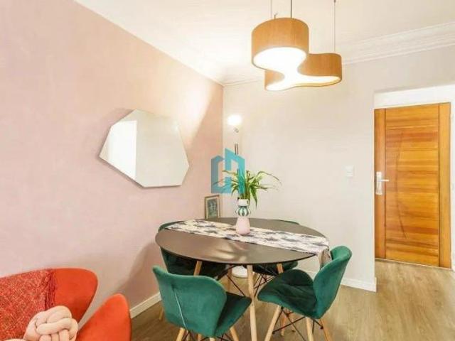 Apartamento à venda no Itaim Bibi, com 2 dorm e 1 vaga de garagem