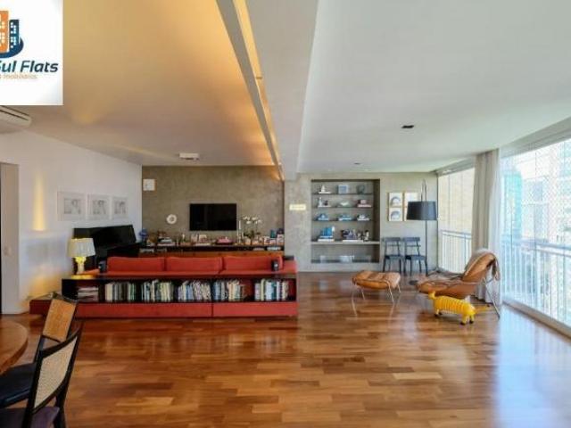 Apartamento à Venda No Itaim Bibi Com 3 Suítes e 3 Vagas Alto Padrão