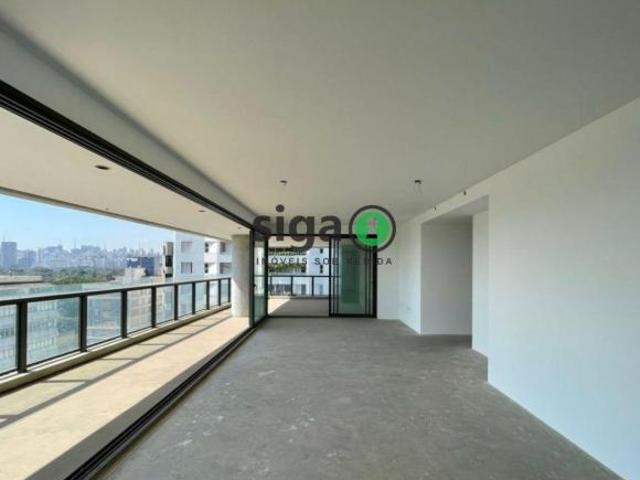 Apartamento a venda no Itaim Bibi com 3 quartos