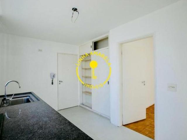Apartamento a venda no Itaim Bibi com 3 Quartos e 2 banheiros à Venda, 200 m² por R$ 5.500.000