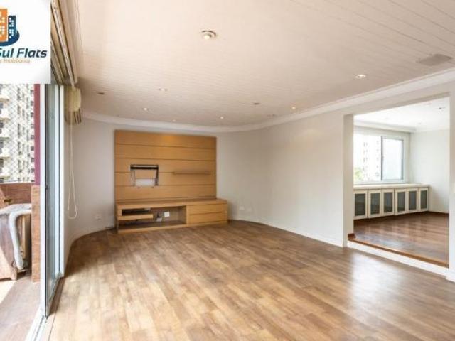 Apartamento à Venda No Itaim Bibi Com 4 Dormitórios Sendo 1 Suíte e 2 Vagas Varanda