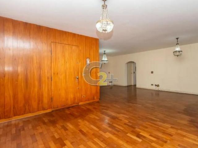 Apartamento à venda no Itaim Bibi com 4 quartos, sendo 1 suíte e 2 vagas