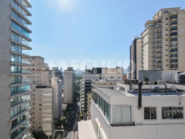 Apartamento á Venda no Itaim Bibi com 74m², 2 quartos sendo 1 suíte, 1 vaga