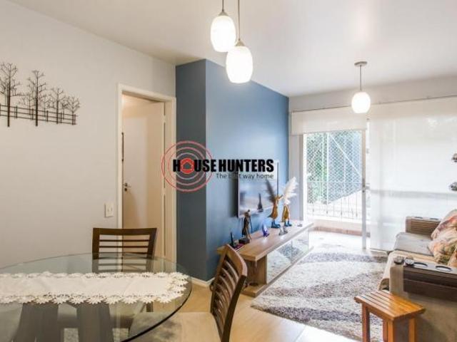 Apartamento à venda no Itaim Bibi, São Paulo SP: 2 quartos, 1 suíte, 1 vaga, 76m². Rua tranquila e a