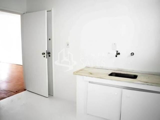 Apartamento à venda no Itaim Bibi, São Paulo SP: 3 quartos, 1 sala, 2 banheiros, 1 vaga de garagem
