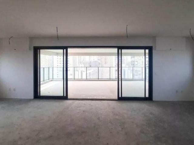 Apartamento à venda no Itaim Bibi SP