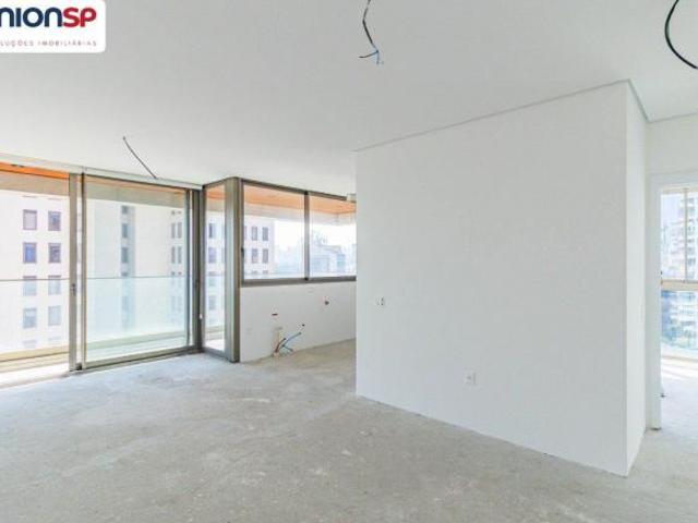 Apartamento à venda no Itaim Bibi, SP