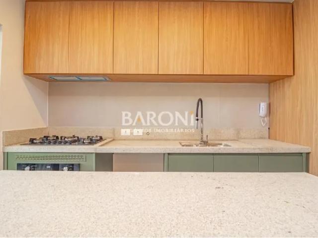 Apartamento à venda no Itaim Bibi, reformado, modernizado, 157m², 2 suítes, 1 vaga de garagem. Baron