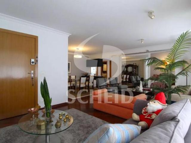 Apartamento a venda no Itaim com 4 quartos 227 mts
