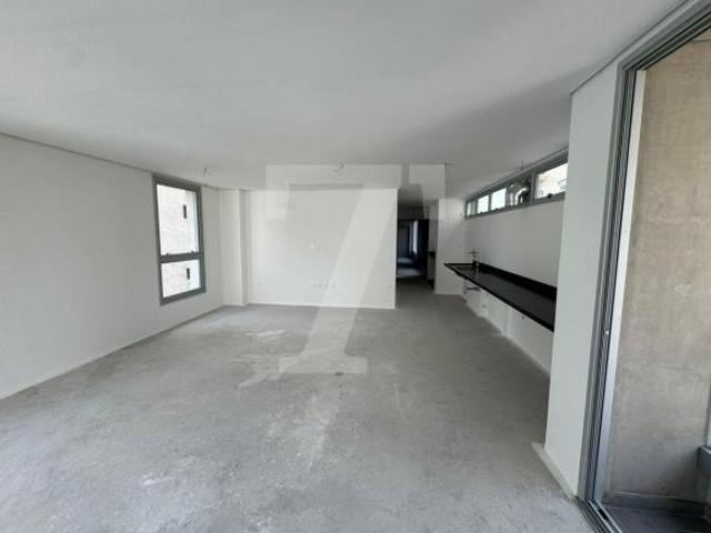 Apartamento à venda no Itaim com 76,68 m²