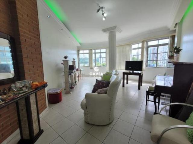 Apartamento à venda no Itararé em São Vicente