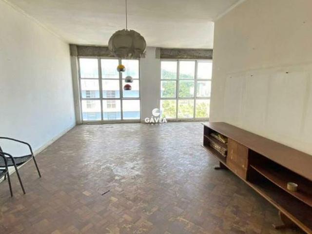 Apartamento à venda no Itararé em São Vicente