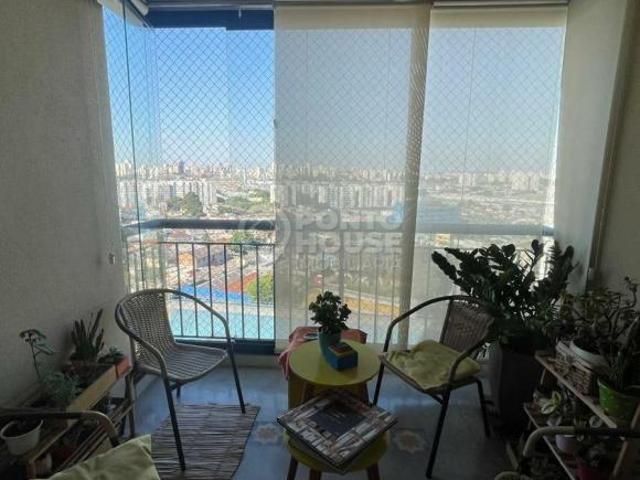 Apartamento à venda no Ipiranga com 2 dormitórios, 1 suíte e 1 vaga