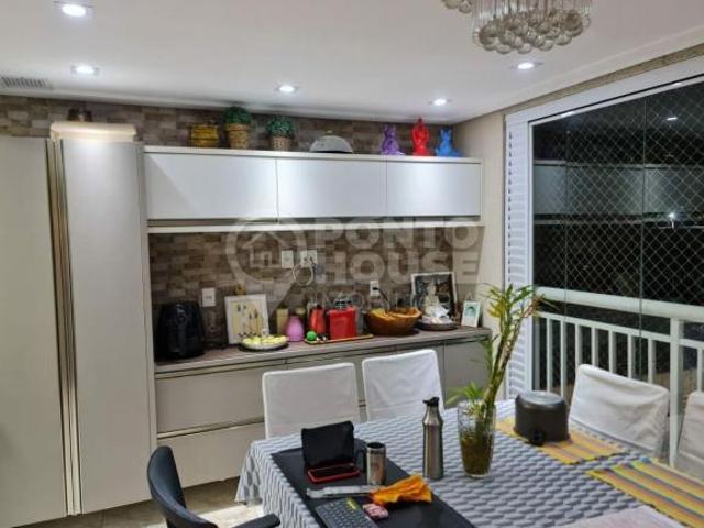 Apartamento à venda no Ipiranga, 2 suítes lavabo e varanda gourmet e 2 vagas