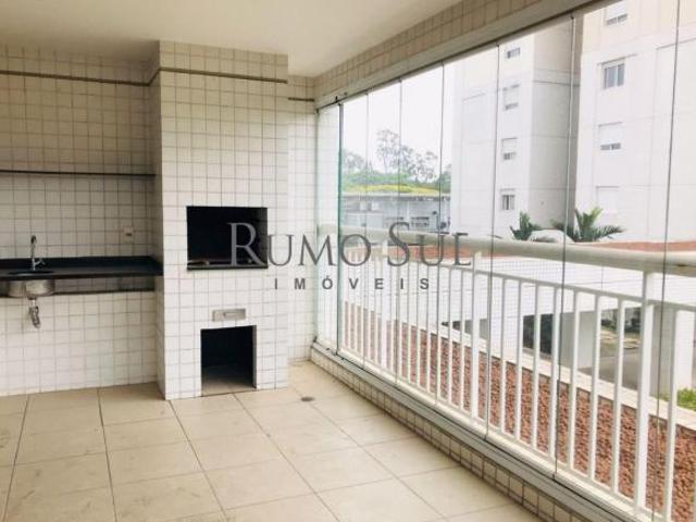 Apartamento à venda no Jurubatuba