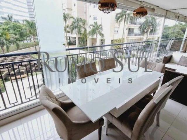 Apartamento à venda no Jurubatuba