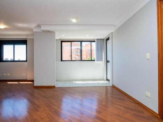Apartamento à venda no Juvevê 2 quartos 1 suíte