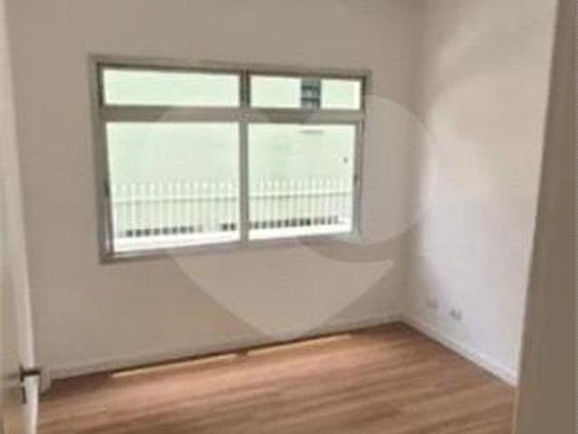 Apartamento à Venda no Juvevê