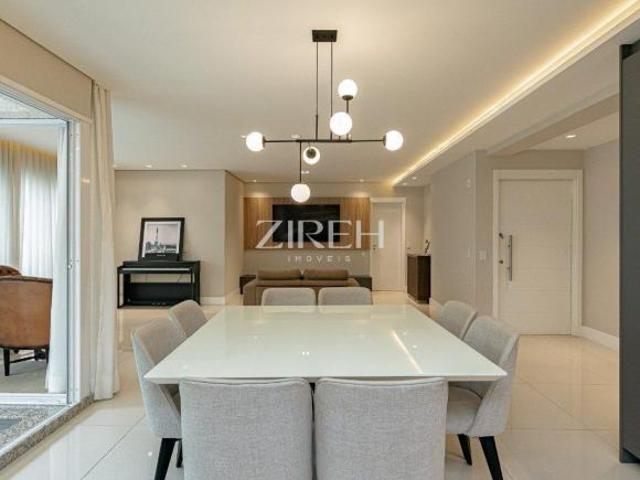 APARTAMENTO À VENDA NO JUVEVÊ COM 3 SUÍTES