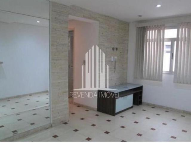 Apartamento à venda no Jaçanã, ZN de SP: 2 quartos, 2 banheiros, 1 vaga. Completo e mobiliado, com á