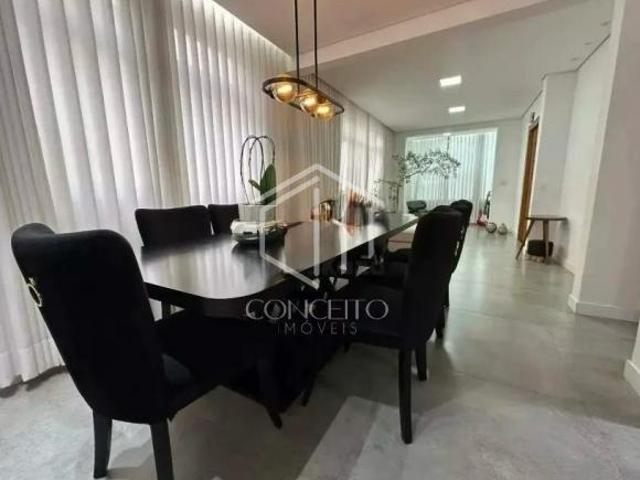Apartamento à venda no Jaraguá