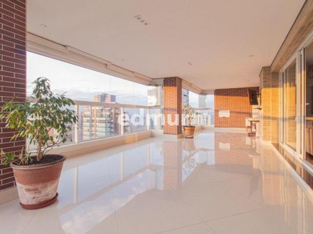 Apartamento à venda no Jardim