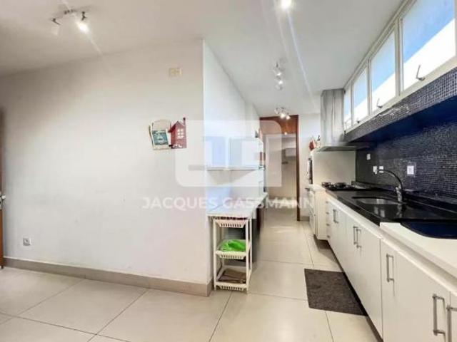 Apartamento à venda no Jardim