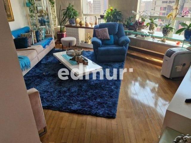Apartamento à venda no Jardim