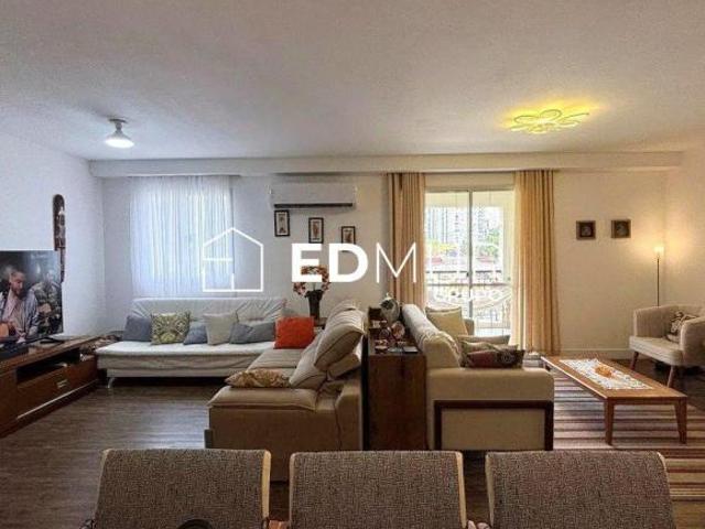 Apartamento à venda no Jardim