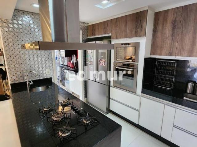 Apartamento à venda no Jardim