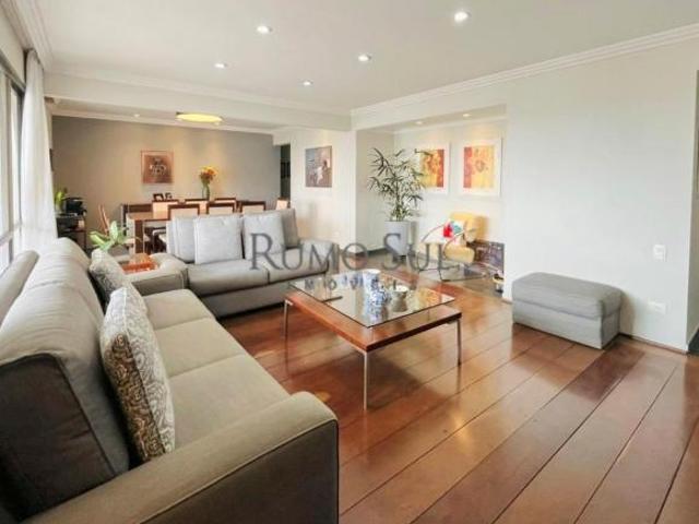 Apartamento à venda no Jardim