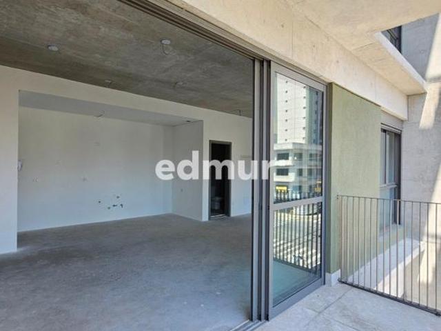 Apartamento à venda no Jardim