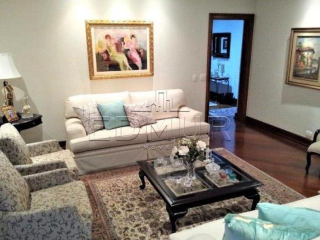 Apartamento à venda no Jardim
