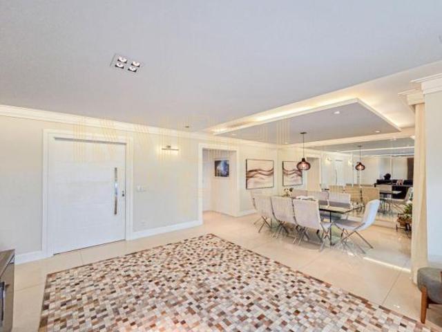Apartamento à venda no Jardim Taquaral | 4 quartos / 4 suítes