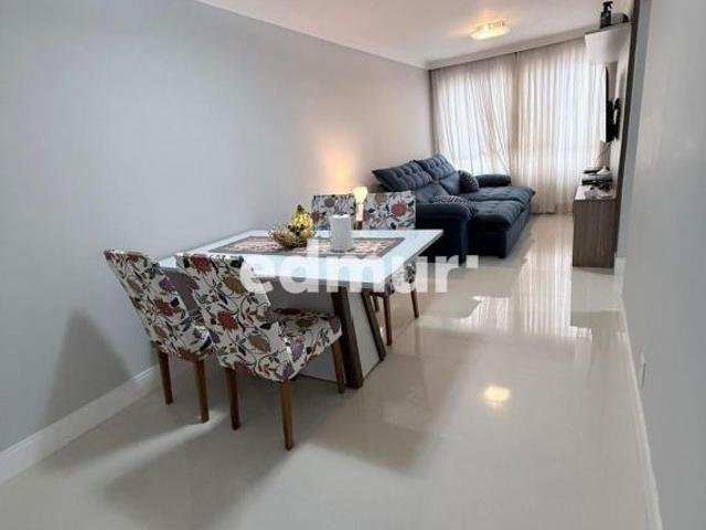 Apartamento à venda no Jardim Utinga