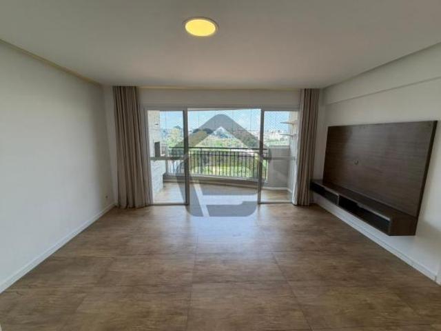 Apartamento à Venda no Jardim Aeroporto Campo Belo