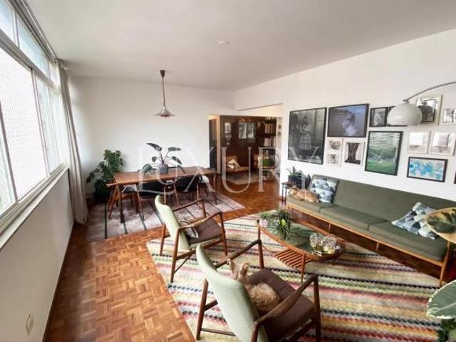 Apartamento à venda no Jardim América, 140 m², 3 dormitórios Andar Alto