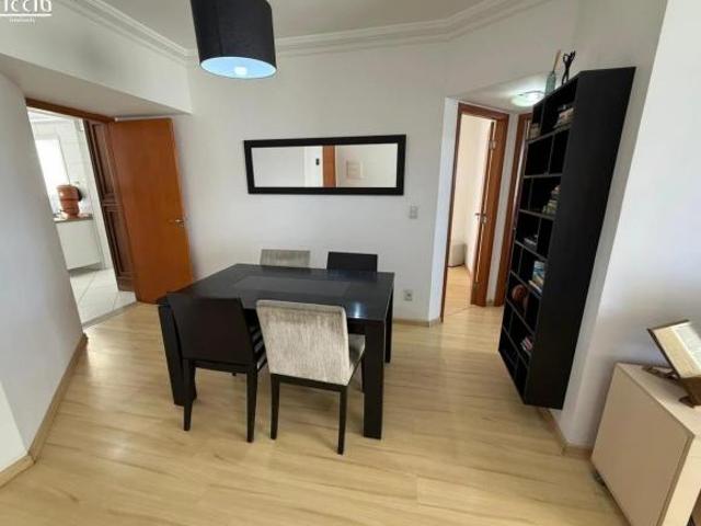 Apartamento à venda no Jardim Apolo
