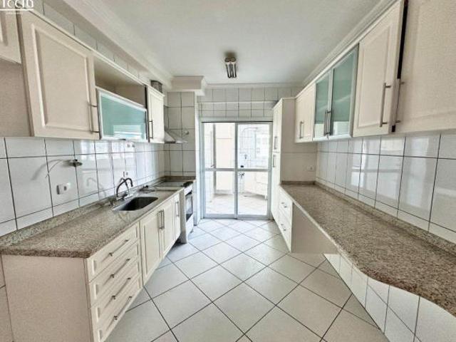 Apartamento à venda no Jardim Aquárius
