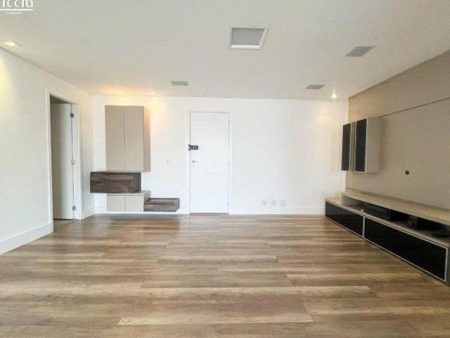 Apartamento à venda no Jardim Aquárius