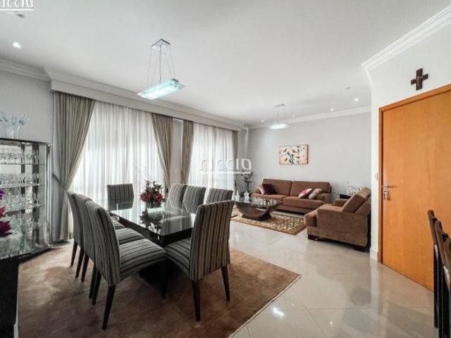 Apartamento à venda no Jardim Aquárius