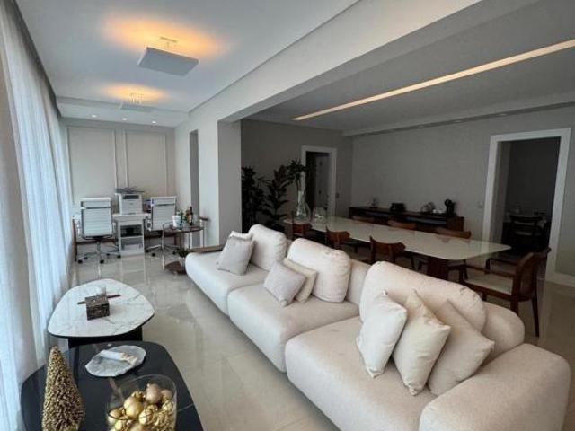 Apartamento à venda no Jardim Aquárius