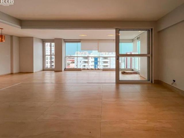 Apartamento à venda no Jardim Aquárius