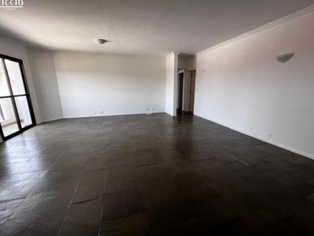 Apartamento à venda no Jardim Aquárius