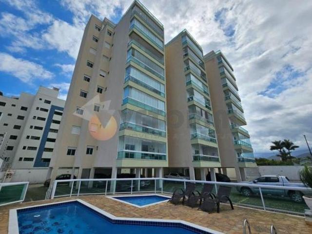 Apartamento à venda no Jardim Aruan em Caraguatatuba SP