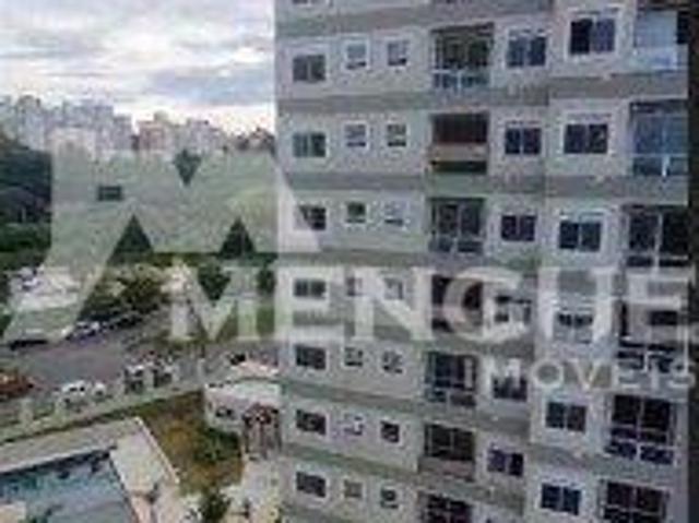 Apartamento à venda no Jardim Carvalho